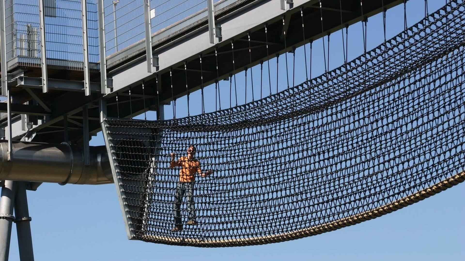 Die große Panorama Erlebnis Brücke in Winterberg im Sauerland