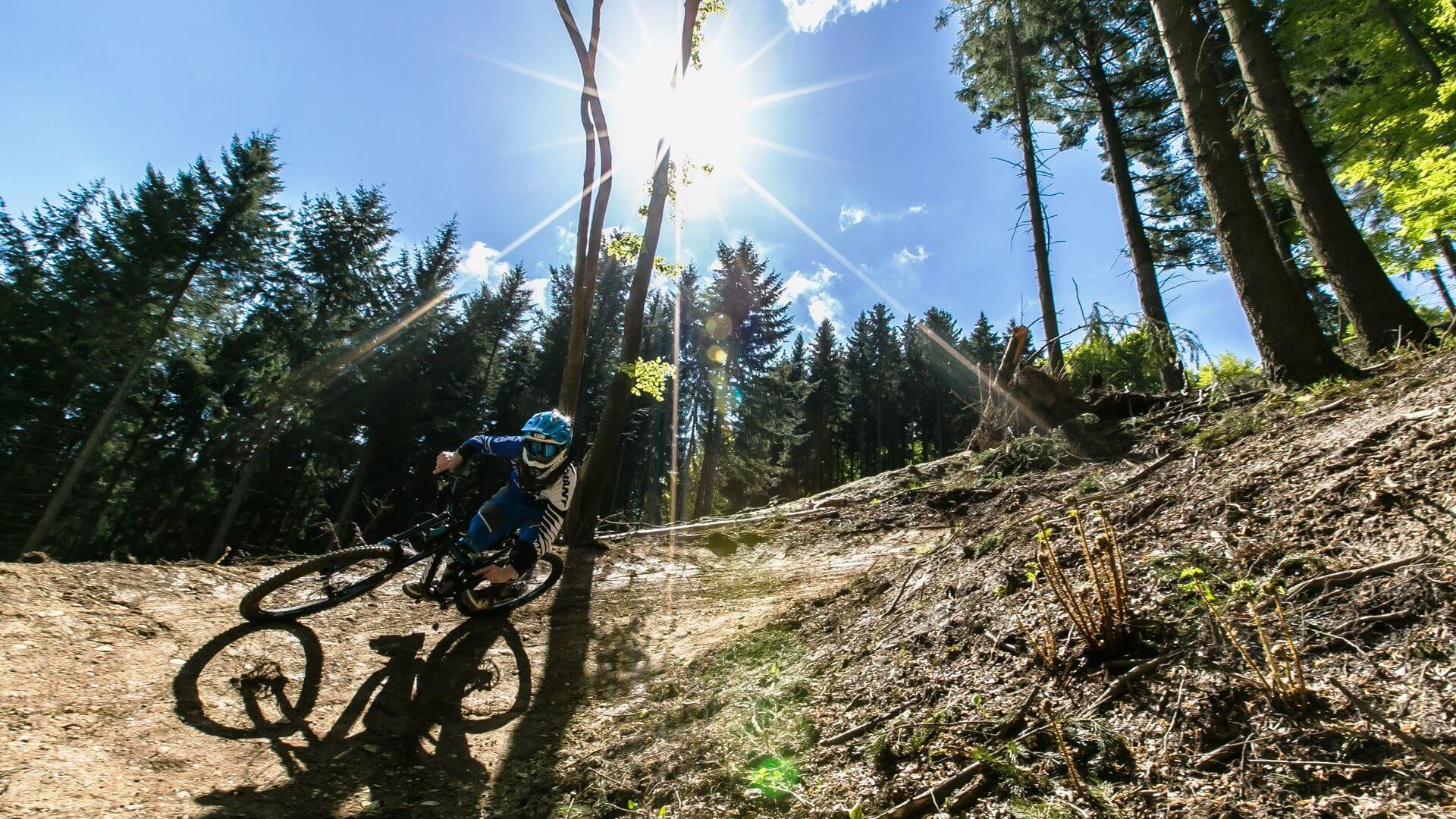 Mountainbiken im Sauerland – im Bikepark Winterberg wird Sport zum Erlebnis
